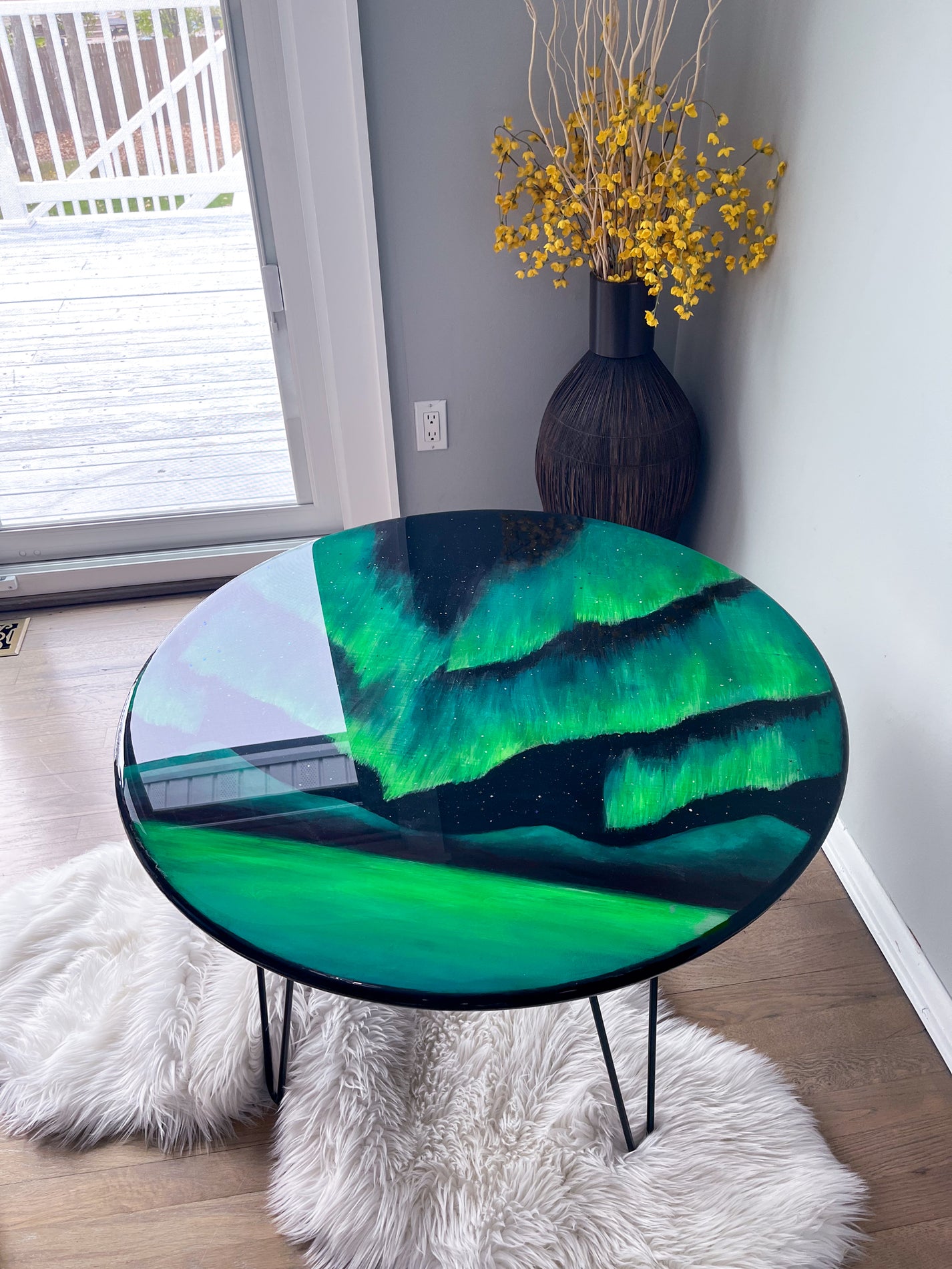 Northern Lights Table – Abella Art & Design